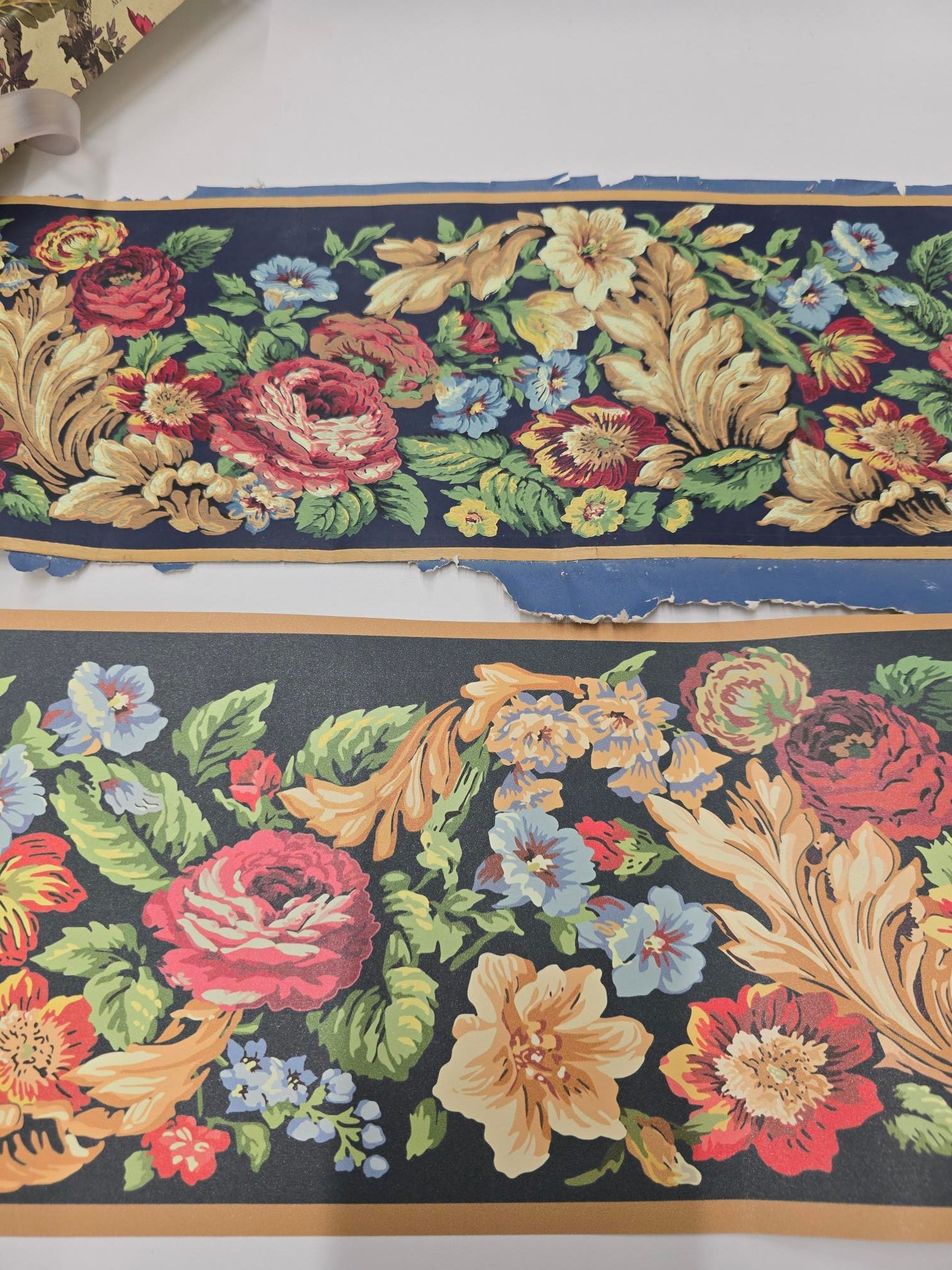Reproducing Wallpaper – The Inside