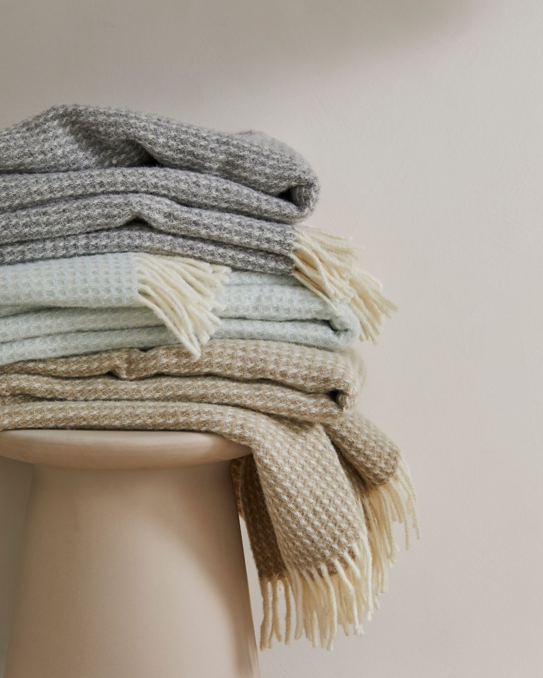 Breckon Throw - 2 Colours – The Inside